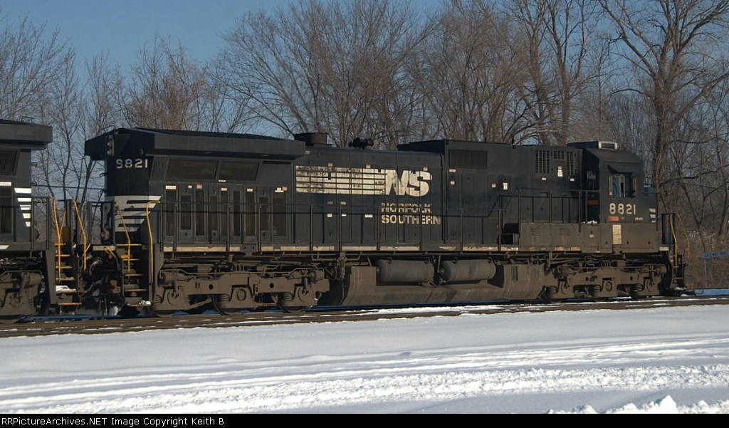NS 8821